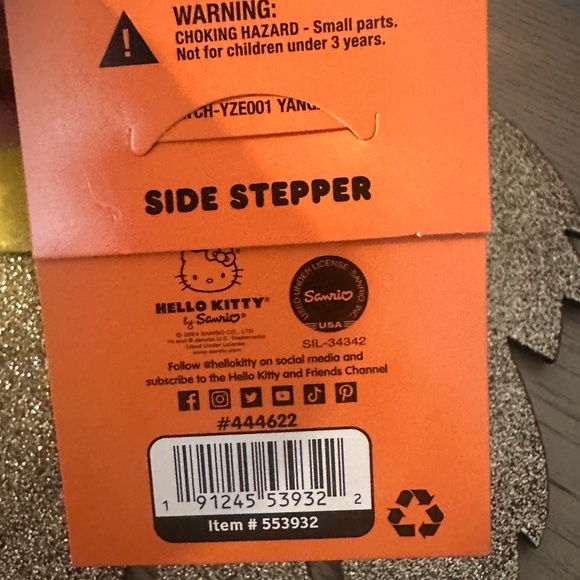 Hello Kitty | Holiday | New 224 Hello Kitty Harvest Greeter Side ...